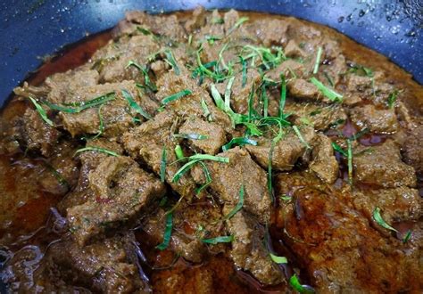 Lauk Combo Raya Food And Drinks Chilled And Frozen Food On Carousell