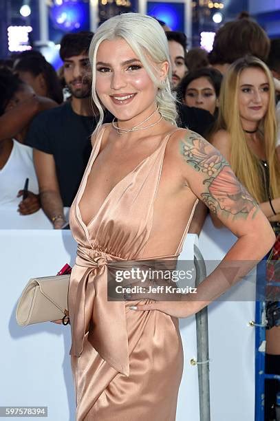 244 Carly Aquilino Photos And High Res Pictures Getty Images