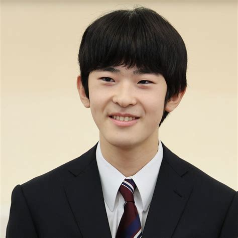 悠仁さま、初の記者会見で国民の心を掴む：18歳とは思えぬ落ち着きと将来への決意