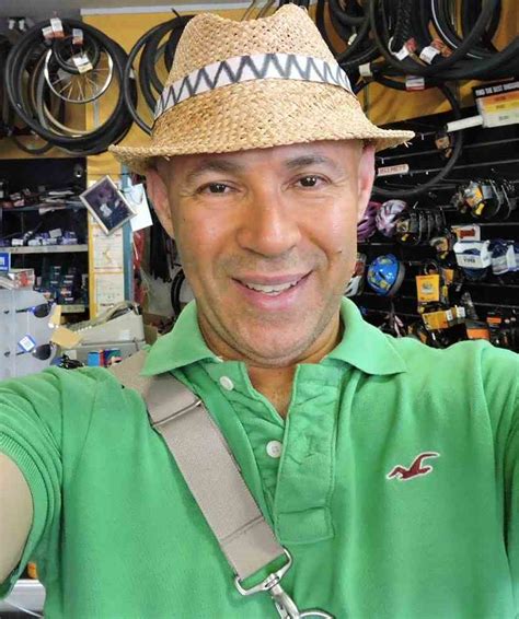 Eckard Wiese Aus Menden • 46 • Er Sucht Homosexuelle Singles • Für Mehr