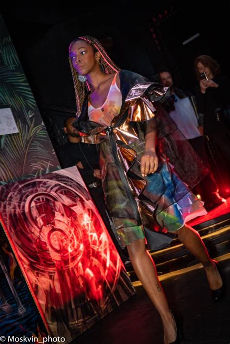 Fotoportaleit Dyn Modella Di Milano