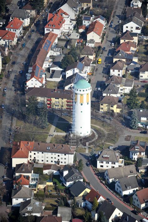 Hockenheim Von Oben Wahrzeichen Wasserturm In Hockenheim In Baden