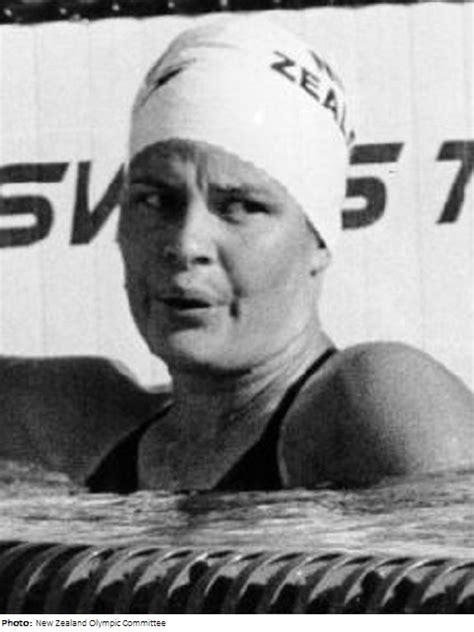 Anna Doigs Instagram Twitter And Facebook On Idcrawl