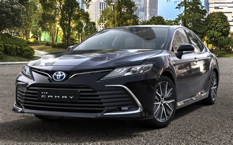 Toyota Camry Colours 2024 Variant Wise Color Options