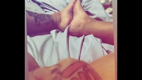 Busty Chola Kkkast Fan Jerks Off For Her Followers Otakus Virgin Faces With The Simpsons In The