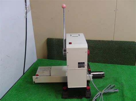 Z51 リヒト産業paper Drill電動卓上ペーパードリルno1015100v穴あけ穿孔機電動パンチ事務用品 保証付