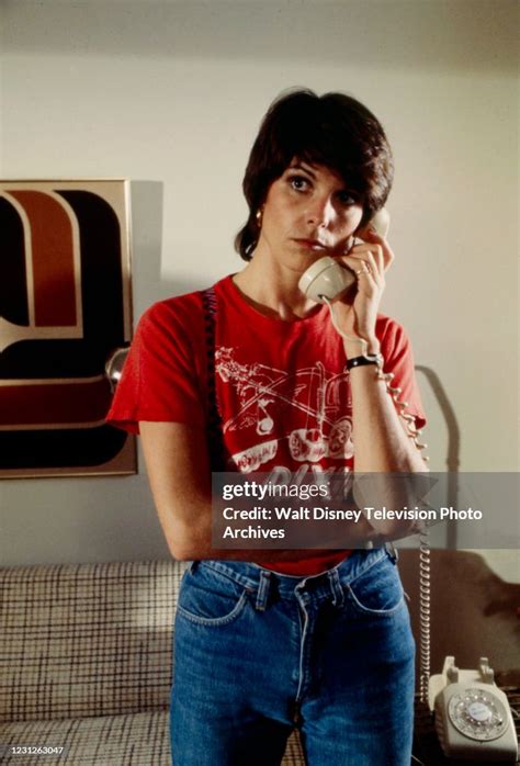 Susan Saint James Appearing In The Abc Tv Movie The Girls In The