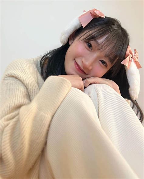 宮本佳林さんのインスタグラム写真 宮本佳林instagram「♡ ハロプロのみんなのうさぎに対抗して 垂れ耳うさぎです🐰 昨日イースターだったんだね～🥚 イースター 1日遅れ