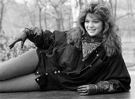 Pin By Jeffrey Marshall On Classic Ladies Valerie Bertinelli Young