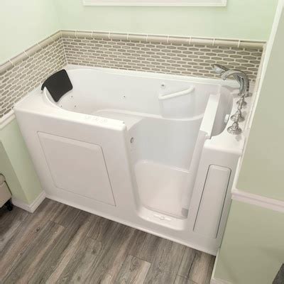 Walk In Integrated Seat Accessible Showers And Tubs At