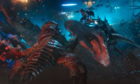 Tylosaurus Mahluk Yang Dikendarai King Orm Dalam Trailer Aquaman