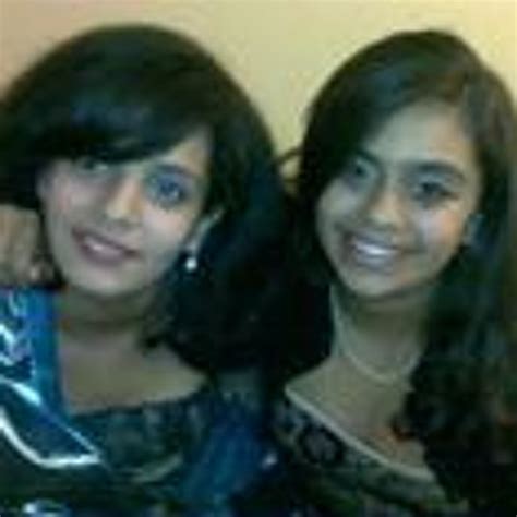 Stream Farah Tarek 3 Music Listen To Songs Albums Playlists For Free On Soundcloud