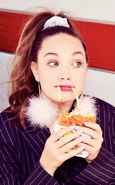 Post [659795852200738816] Celeb Tumbex