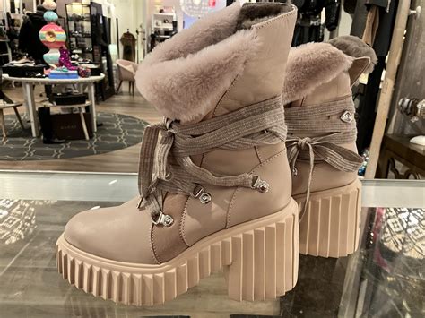 Anyone Know The Model Name Of These Agl Boots Help Please R Nordstrom1901