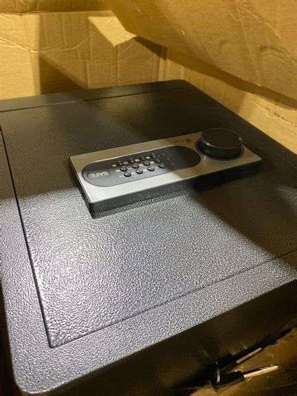 Large Black Safe Matthews Auctioneers