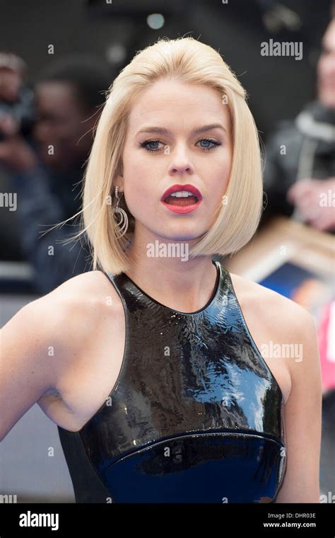 Alice Eve Big Nothing