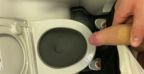 Fit Young Lad Piss And Dump
