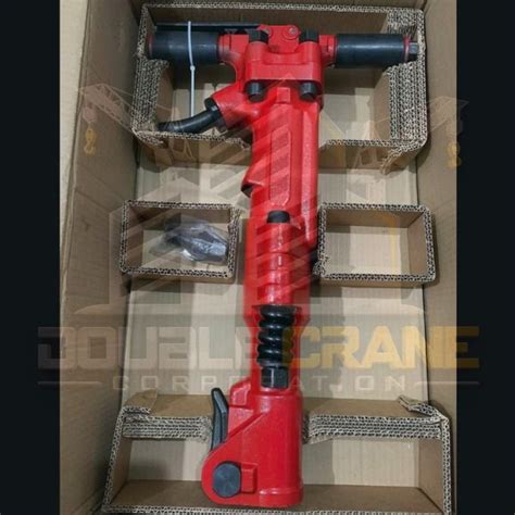Pneumatic Breaker Model Tpb 60 Commercial And Industrial Construction Tools And Equipment On Carousell