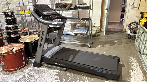 Nordictrack Elite 900 Treadmill With Power Cord And Safety Magnet