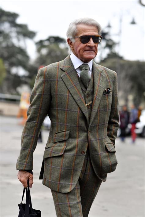 The Best Street Style From Pitti Uomo Aw18 Old Man Fashion Mens