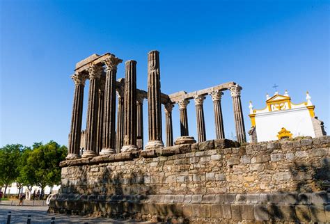 Temple Of Templo De Diana