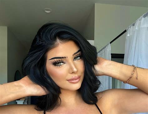 Taylor Chambers Bio Age Height Wiki Models Biography