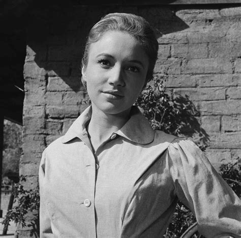 Anne Whitfield White Christmas Star Dead At 85