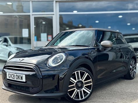 Used Mini Hatch 1 5 Cooper Exclusive Steptronic Euro 6 S S 3dr 2021