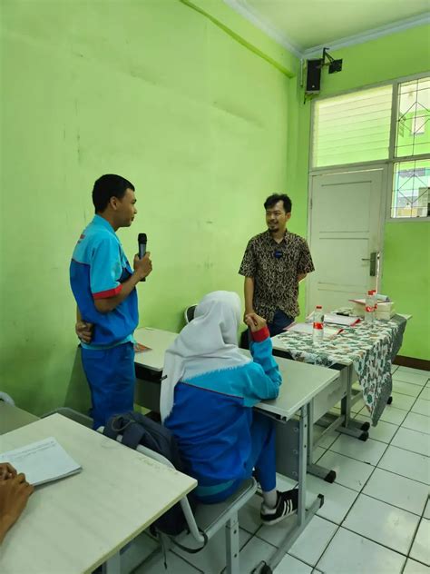 Stp Sebagai Mitra Pendidikan Menyiapkan Lulusan Smk Dan Mahasiswa