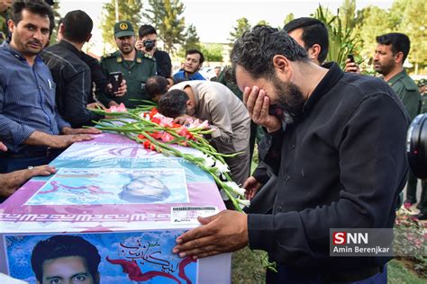 تشییع پیکر شهید مدافع حرم محمد مهدی فریدونی در شیراز