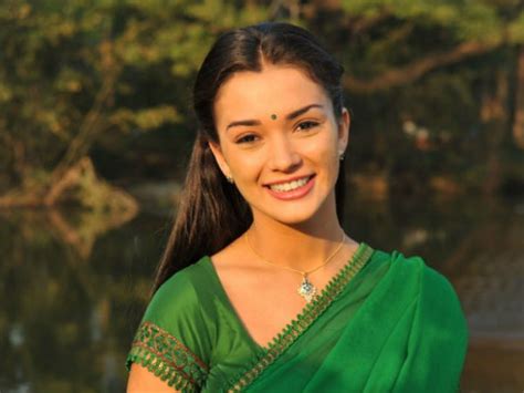 Emy Jackson Done A Dna Test Malayalam Filmibeat