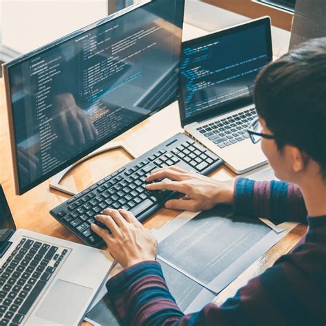 Entenda O Trabalho De Um Desenvolvedor De Sistemas Notícias Integra Engenharia De Sistemas