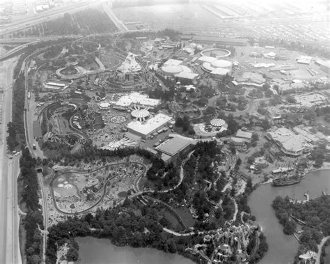 Vintage Photos Of Disneyland And Walt Disney World