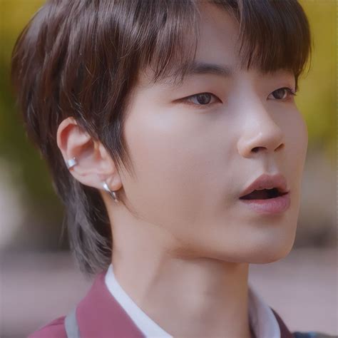 Han Seo Jun True Beauty In 2024 True Beauty Hwang In Yeop Seo Joon