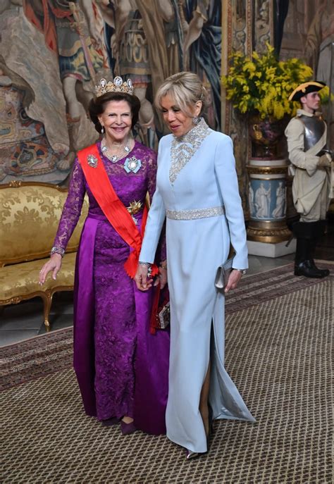 Macron Bofetada La Chaqueta Roja De La Polémica De Brigitte Macron Por La Bofetada A Su