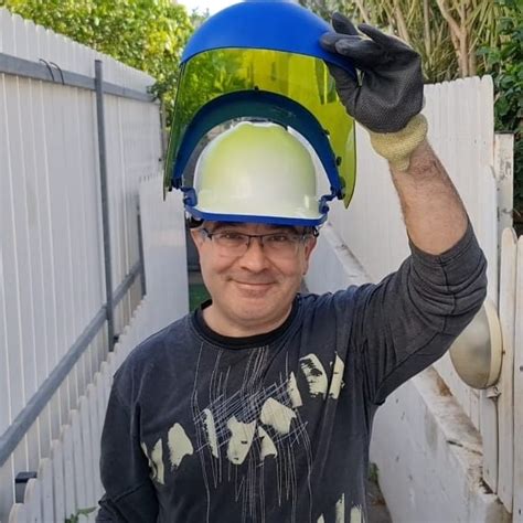 טימור הנדסת חשמל בודק 3 Timur Electrical Engineer