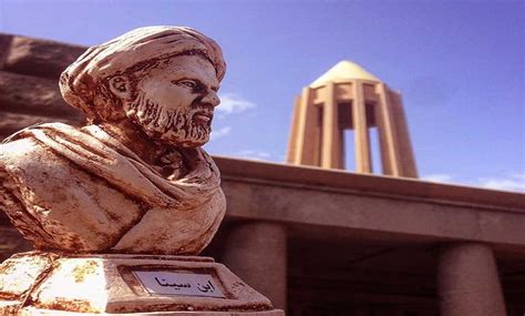 آرامگاه ابوعلی سینا تاریخچه و معماری عکس گردشی تاپ