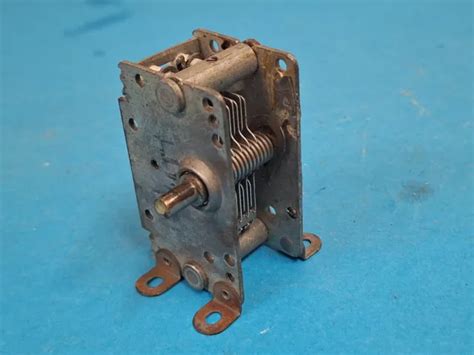 60pf Air Dielectric Variable Capacitor ~ Standard Size £999 Picclick Uk