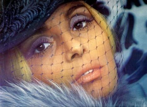 Daliah Lavi Biography Israeli Actress Singer And Model