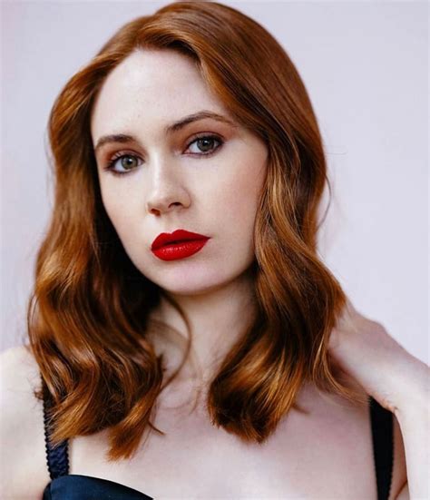 Karen Gillan Karen Gillan Célébrités Femme