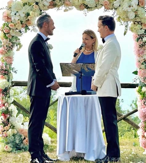 Periodista De Univision Roger Borges Y Su Pareja Eric Se Casan En Italia