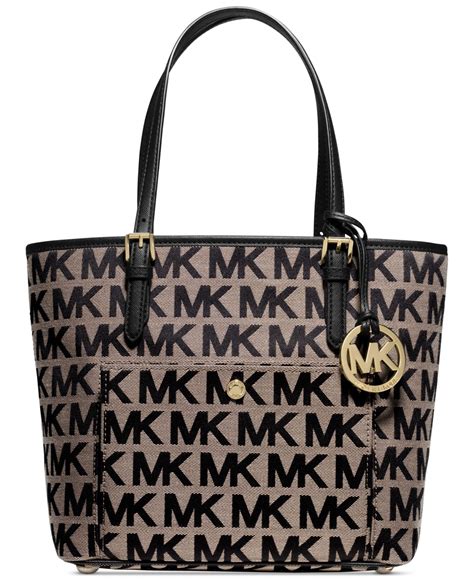 Michael Kors Michael Signature Jet Set Item Medium Snap Pocket Tote In