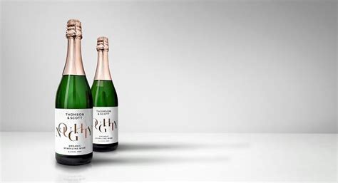 Cata Sobresaliente Para Noughty Noticia The Blue Dolphin Store