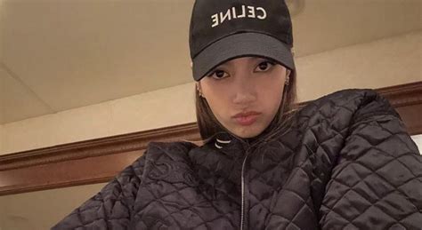 Lisa美國開唱前搶先曝「胸前挖空」辣照！白皙好身材掀暴動 星光大小事 冰楓論壇 綜合論壇遊戲攻略外掛下載軟體下載省錢優惠星座運勢手機app