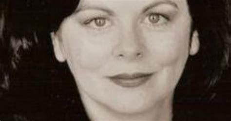 Bridget Hoffman Tomatazos