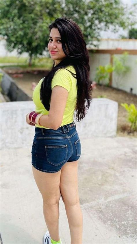 Pin By Insane Mafia On Quick Saves Bollywood Girls Beautiful Girl