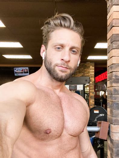 Hot Muscle Daddies Image 5380001 Thisvid Tube