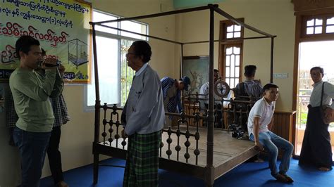 Dvb ႏွစ္ေပါင္း ၁၈၀သက္တမ္းရွိ ေ႐ွးေဟာင္းကုတင္ႏွင့္ ကြၽန္းေသတၱာ