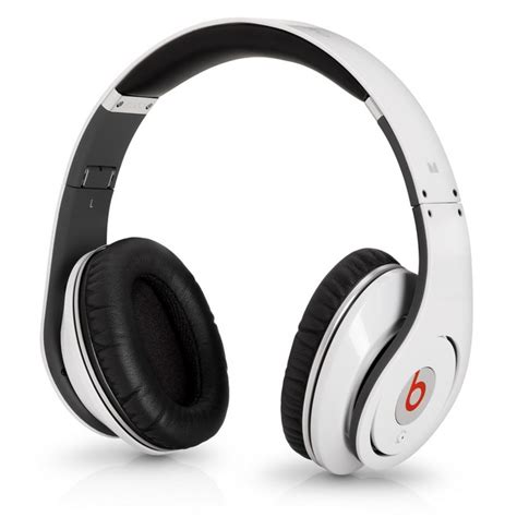 Why Apple Is Poised To Acquire Beats Electronics For 34bn