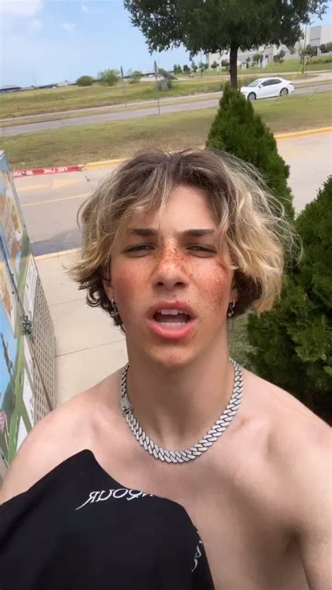 Picture Of Walker Bryant In General Pictures Walker Bryant 1689264118  Teen Idols 4 You